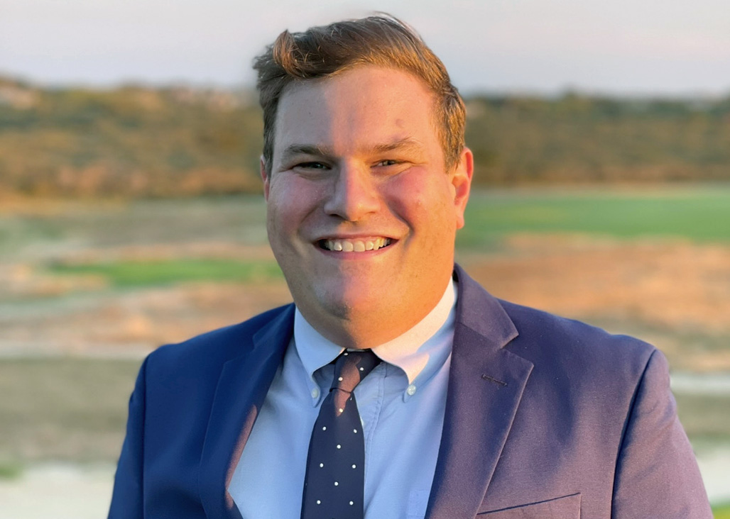 Jesse Finamore - Thomson Family Adventures